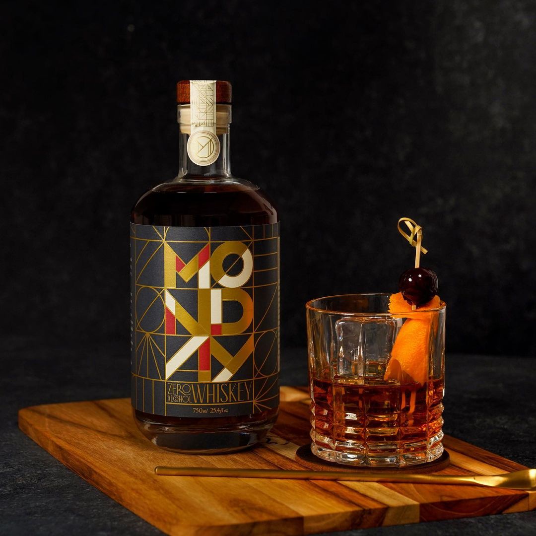 Monday Zero Alcohol Whiskey